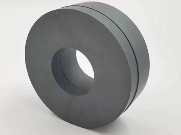 Custom Circular Ferrite Magnet | KENENG